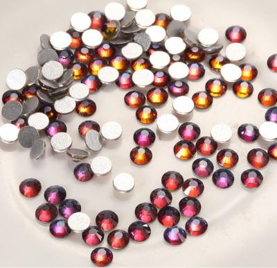 China Round Manicure Medal Rhine Stones Jewelry Clothing Transparent Rhinestones for sale