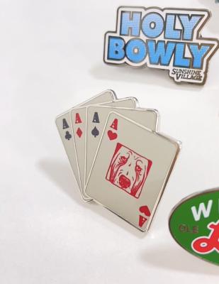 Cina Plated Metal Crafts Customized Hard Enamel Lapel Pin Business Gifts Metal Logo Design Pins For Clothes in vendita