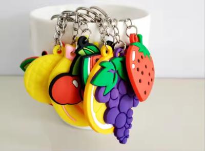 Cina Vendita Calda Fabbrica Design Personalizzato Divertente Accessori per Borse Simpatico Portachiavi in PVC per Uomini e Donne in vendita