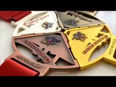 Zachte gepersonaliseerde militaire medailles Schoolorganisatie gegraveerde voetbalmedalen