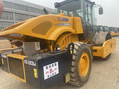 China Gebrauchtes XCMG XS223J Verdichter 22 Tonnen XCMG Eintrommel-Vibrationswalze zu verkaufen