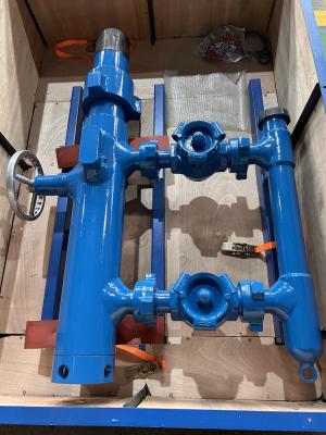 China 13-3/8'' API Casing  BTC Buckle connected 35Mpa Working Pressure Double Plug Cementing Head With Wooden Packing 810KG for sale