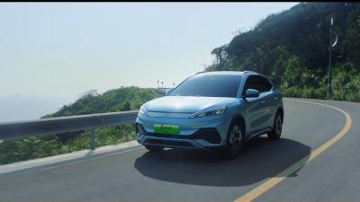 Cina Innovazione Innovazione globale nella tecnologia di guida Auto berlina elettrica con protezione completa della batteria in vendita