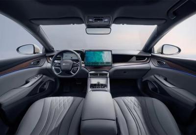 Cina Energy Sedan Byd Seal 121KM DM-i Hybrid Car con tetto panoramico in vendita