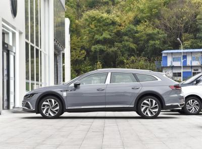 Cina 300-400Nm 2024 Volkswagen CC Hunting Car Classico tedesco con gamma ultra alta in vendita