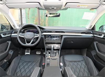 Cina 300-400Nm 2024 Volkswagen CC Hunting Car Classico tedesco con gamma ultra alta in vendita