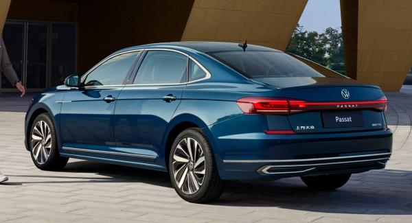 Quality Stylish 2024 Volkswagen Passat 380TSI B-Class with ESC and Automatic Air for sale