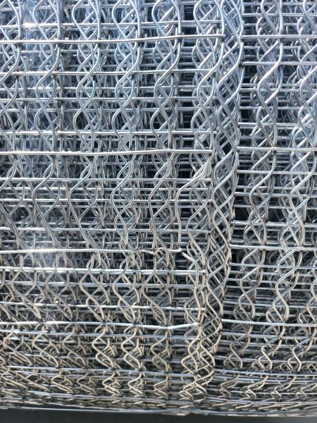 Quality 2.8 MM Welded Galvanized Pipeline Wire Mesh Anti Corrosion CWC Reo Mesh Roll for sale