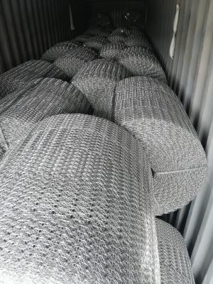 China Anti Corrosion Six Lines Pipeline Galvanized Steel Mesh 140m 280m For Oil And Gas for sale