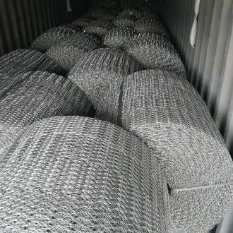 Quality Eight Lines Welded Concrete Weight Coating Mesh / Q235 CWC reo mesh roll for sale