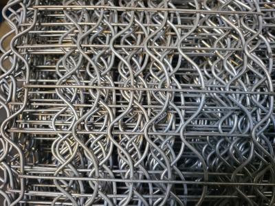 China 140m 280m Concrete Weight Coating Mesh  Six Lines Galvanized Wire  For Protection for sale