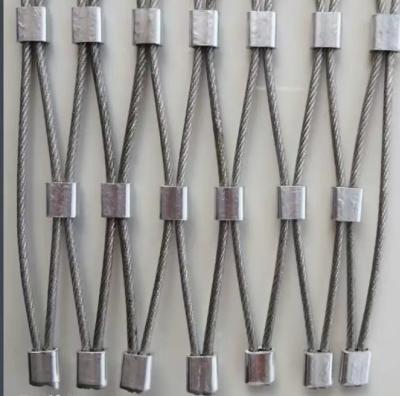 中国 ダイヤの形穴 周りの安全網 1.5 M 2 M 2.2 M 2.5 M ヘリ機場用 販売のため