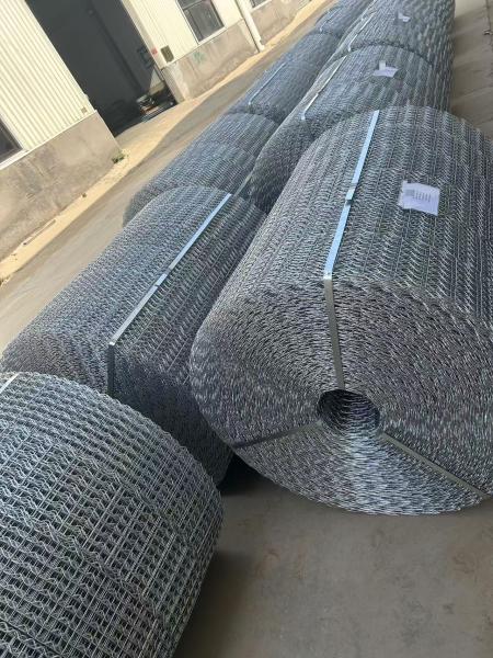 Quality Pipeline Concrete Weight Coating Mesh Length 280 M Welded Galvanized Wire for sale