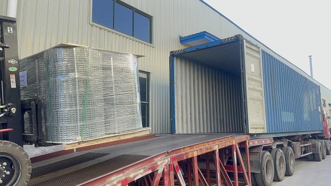 Pipeline reinforced mesh application example