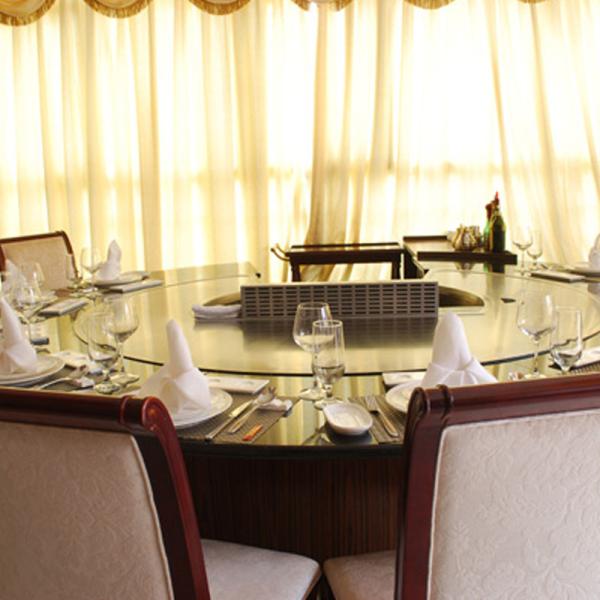 1.6m Electromagnetic Japanese Circle Teppanyaki Grill Table For Commercial
