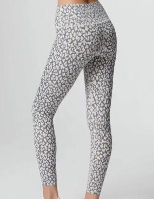 Cina Leggings sportivi per donne su misura Leggings per palestra senza cuciture stampati in sublimazione in vendita