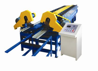 Cina Rotolo del pannello del tetto del metallo che forma macchina, macchina d'acciaio 4kw della struttura di porta di 6,5 * di 1,0 * 1.5m in vendita