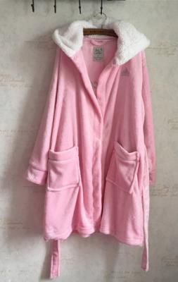 China Hooded robe pajamas Female flannel leisure wear Bathrobe cartoon for sale