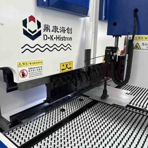 Quality High Precision Servo Drive Electric Bending Machine Auto Springback Compensation for sale