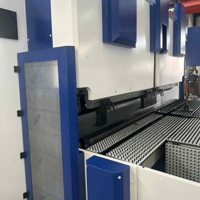 China Industrial Automatic CNC Bending Machine ±0.1mm Precision 0° to 180° Bending Angle for sale