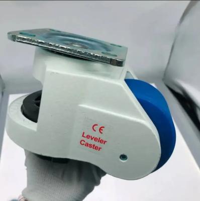 Cina GD150F Ultra-heavy-duty Plate Mount Leveling Caster 1500kg Capacità Ruota e base in nylon in vendita