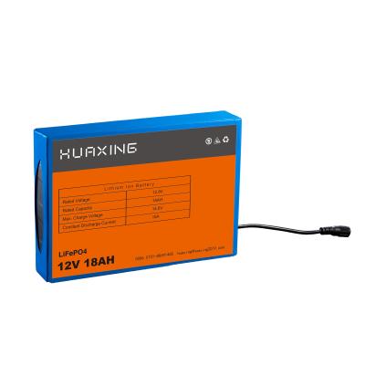 China Bateria pequena solar do íon LiFePO4 do lítio do bloco 32700 da bateria da lanterna 3.2V 30Ah à venda