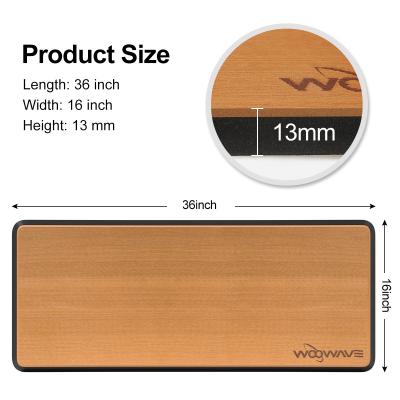 中国 Deck Grip Mat Waterproof Station Pad with 45-60degrees Hardness and Customized Surface 販売のため
