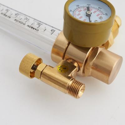 Cina Misuratore di flusso di regolazione dell'argon a doppia uscita per la riduzione dell'alta pressione dei gas per il controllo dell'aria a CO2 in vendita
