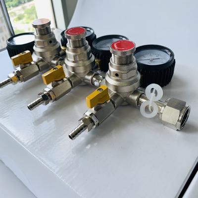 Cina Reduttore di pressione CO2/birra per botti di birra e kegeratori in vendita