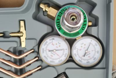Cina Kit di torcia per il taglio del regolatore di gas di ossido di acetilene in ottone con tubo gemello di 15 piedi in vendita