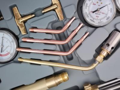 中国 溶接切断キット 酸素アセチレンガス調節器 ツインホースと切断ノズル 販売のため