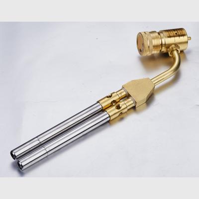 Cina 9.6KW Input termico nominale Torcia a gas a tre teste Supporto personalizzato per il riscaldamento al propano in vendita