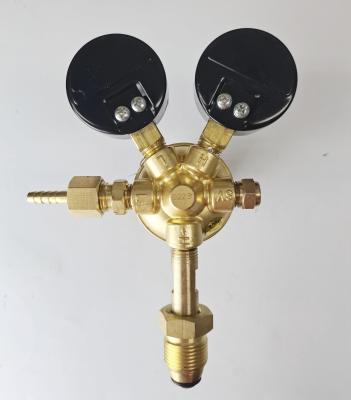 Cina ODM Supported British Style Argon Gas Regulator Dual Co2 Flowmeter per saldatura ad alta pressione Mig Tig in vendita