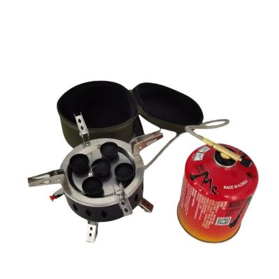 Cina Stufa a gas per barbecue all'aperto con tre testine a spruzzo Mini portabile da campeggio pieghevole in vendita