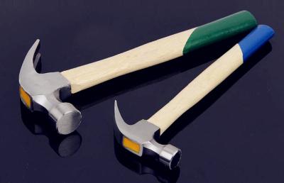 China Polishing and Lacquer Surface Wooden Handle Forged Steel Claw hammer for sale