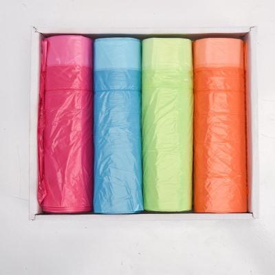 Cina Sacchetti di rifiuti di plastica a corda spessa e colorata su rotolo per una gestione pulita dei rifiuti in vendita