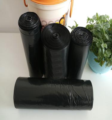 Cina Sacchetti neri riciclati su rotolo per la spazzatura Accetta ordini personalizzati Spessore 5-100 mic in vendita