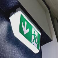 China Ceiling Mounted Emergency Exit Light Waterproof Fire Evacuation Indicator Sign for sale