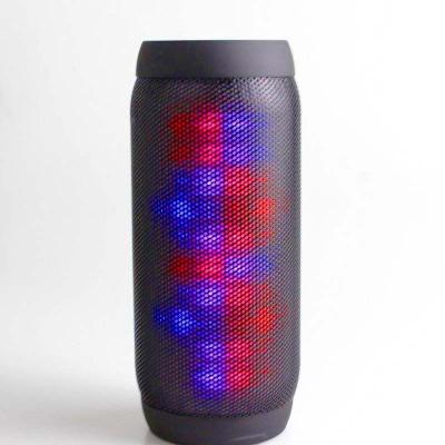 Cina Altoparlante portatile di Bluetooth di audio grande impulso sano senza fili con lo spettacolo di luci 1200MAH in vendita