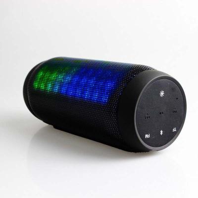 Cina Altoparlante ricaricabile di Bluetooth 4,0 del nero fresco del cilindro con la chiamata di Handfree in vendita