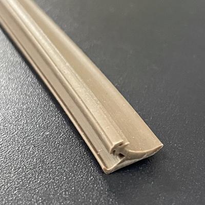 Cina Spogliatura di tempo del PVC del TPE per la porta di legno dell'armadietto dello scaffale del Governo del vino in vendita