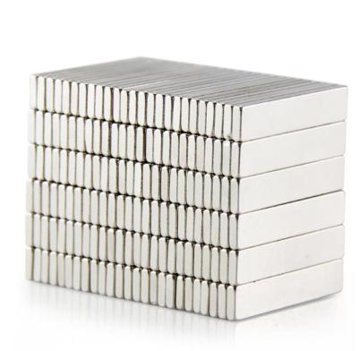 China Permanent Magnet Cuboid 25x5x1.5mm Rare Earth Neodymium Magnet Strong N50 for sale