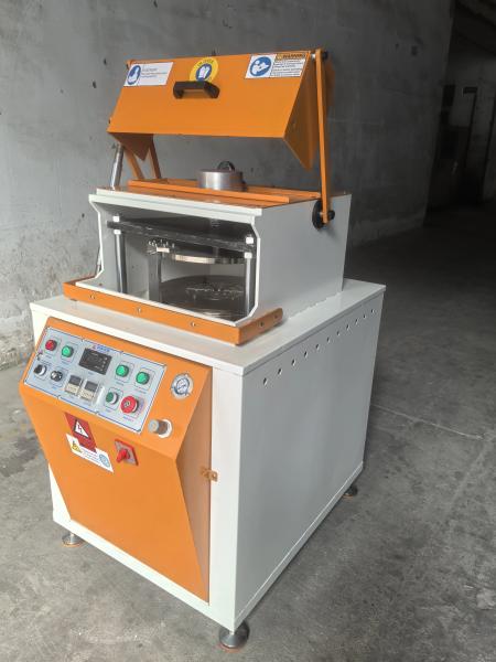 Quality Semi Automatic Casting Machine for Zinc Alloy Badges Spin Casting Equipment for sale