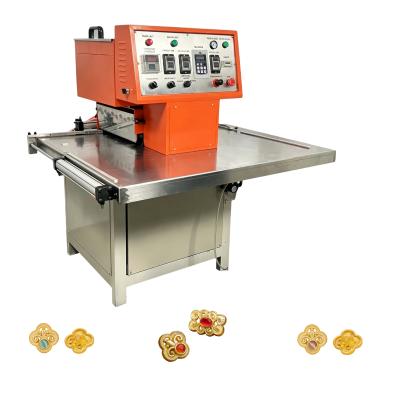 China Full Automatic Vacuum Centrifugal Casting Machine for Shirt Buttons Casting Equipment for sale