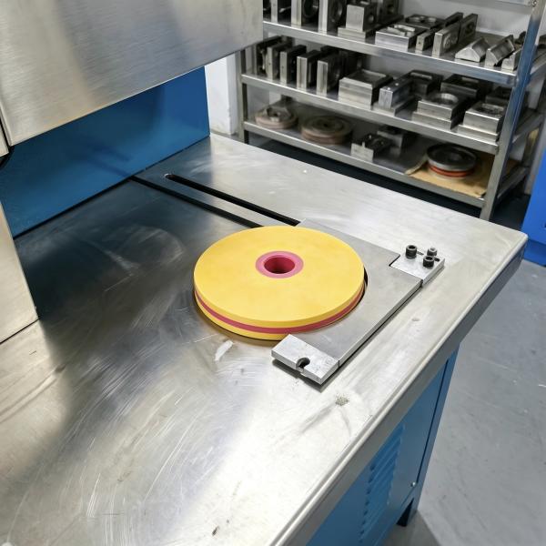 Quality Full Automatic Centrifugal Casting Machine for Necklace Making Production for sale