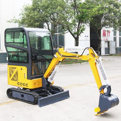 Cina Il terreno coltivabile 1.5t Mini Digger Digging Equipment Garden Crawler ha montato il piccolo escavatore idraulico in vendita