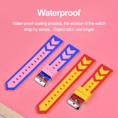 Cina Cinturino di orologio doppio 22mm unico del silicone di colore con la molla di sbloccaggio rapida Antivari in vendita