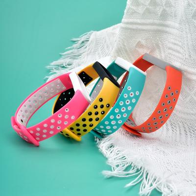 Cina cinghia del cinturino del silicone di 38mm 40mm 42mm 44mm per il Se 6 dell'orologio di Apple 5 4 3 2 1 in vendita