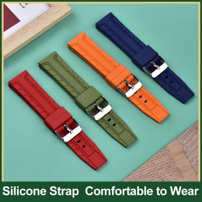 Cina Cinturino flessibile e comodo della cinghia del silicone con i fermagli inossidabili in vendita