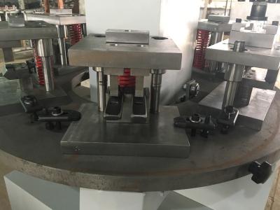 Cina Punzonatrice idraulica della porta della finestra di alluminio in vendita